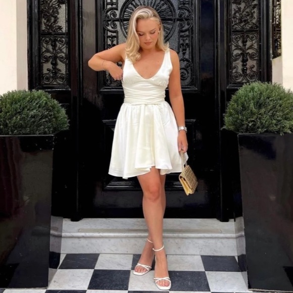 House of CB | Dresses | House Of Cb Shiema Ivory Floaty Mini Dress Nwot ...